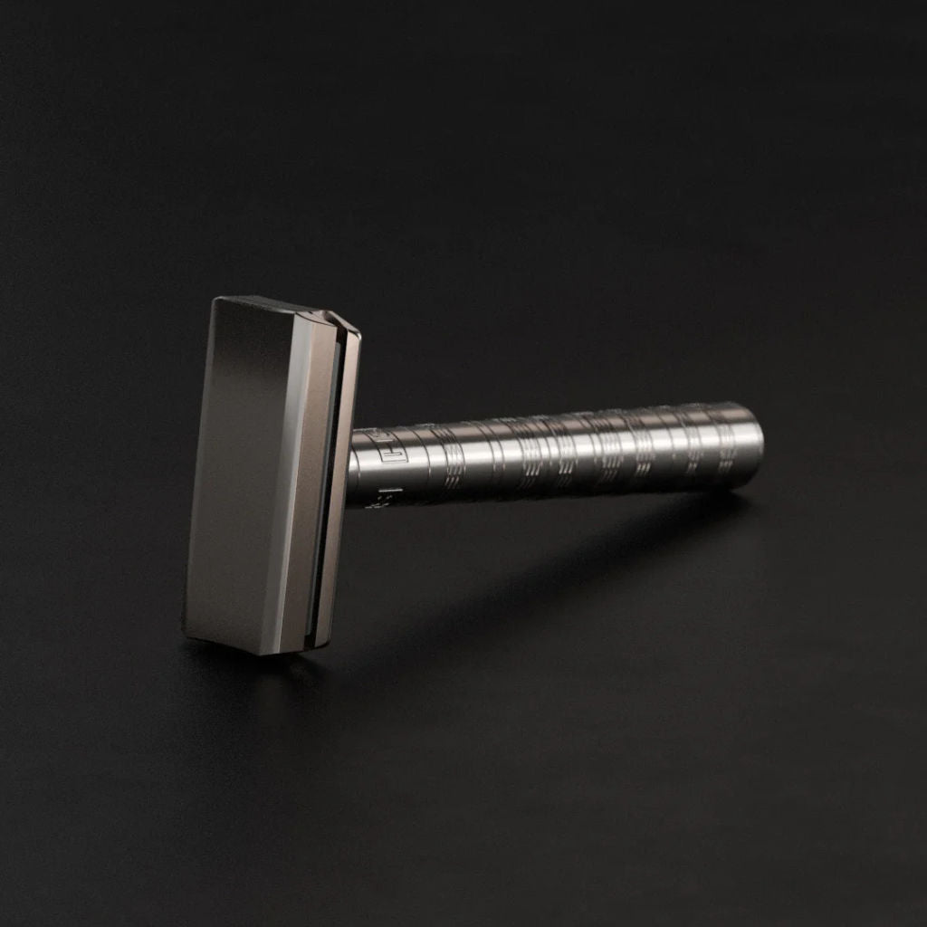 Henson Ti22 Safety Razor (Titanium) Medium blade exposure – FineShave